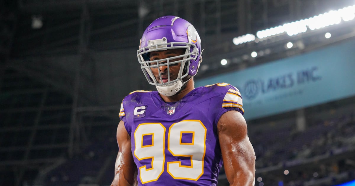 Report: Danielle Hunter signing with the Houston Texans - Sports Illustrated Minnesota Sports ...