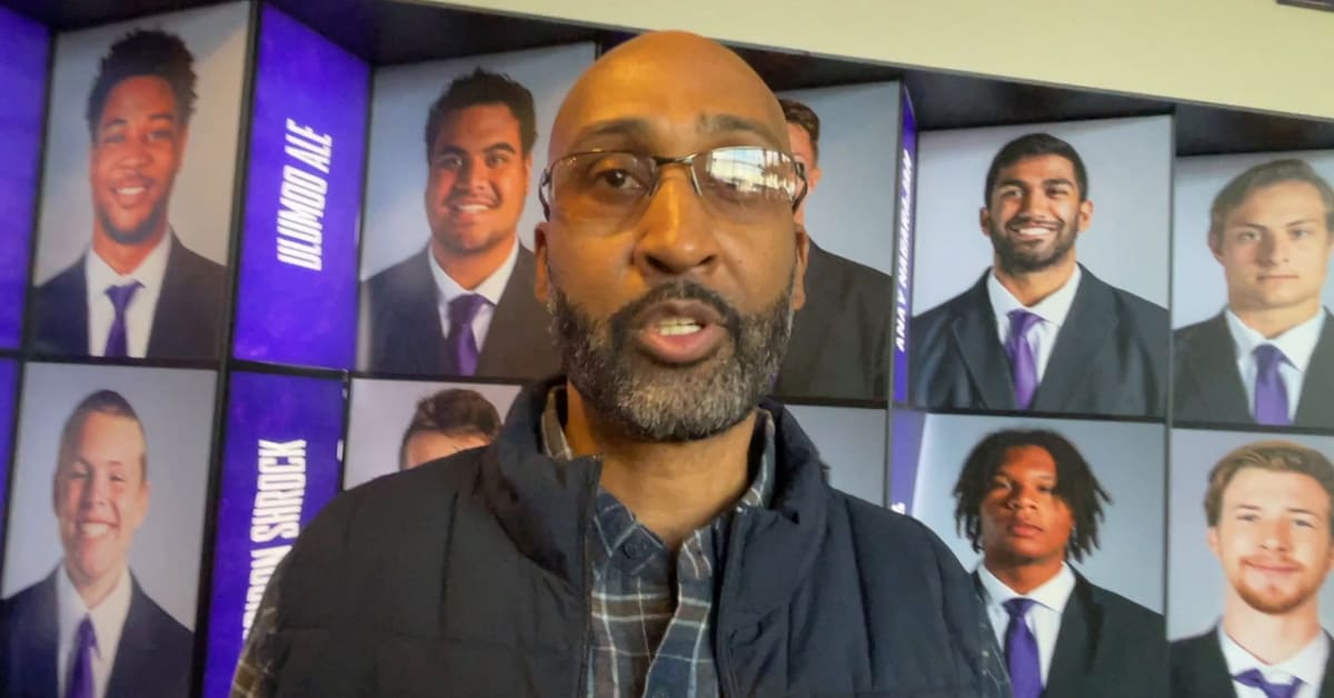 Ex-Husky Dana Hall Flies Up and Back from L.A. in Same Day to Welcome ...