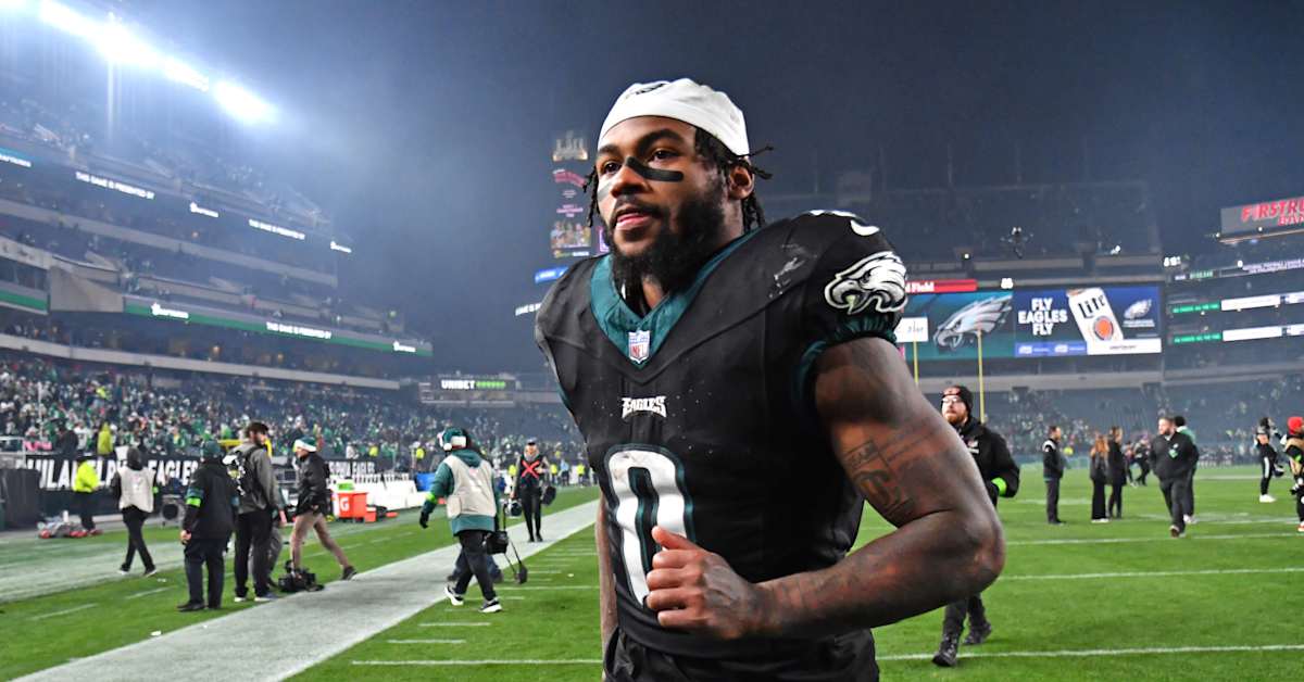 Philadelphia Eagles’ D’Andre Swift, Dallas Cowboys’ Micah Parsons Unite ...