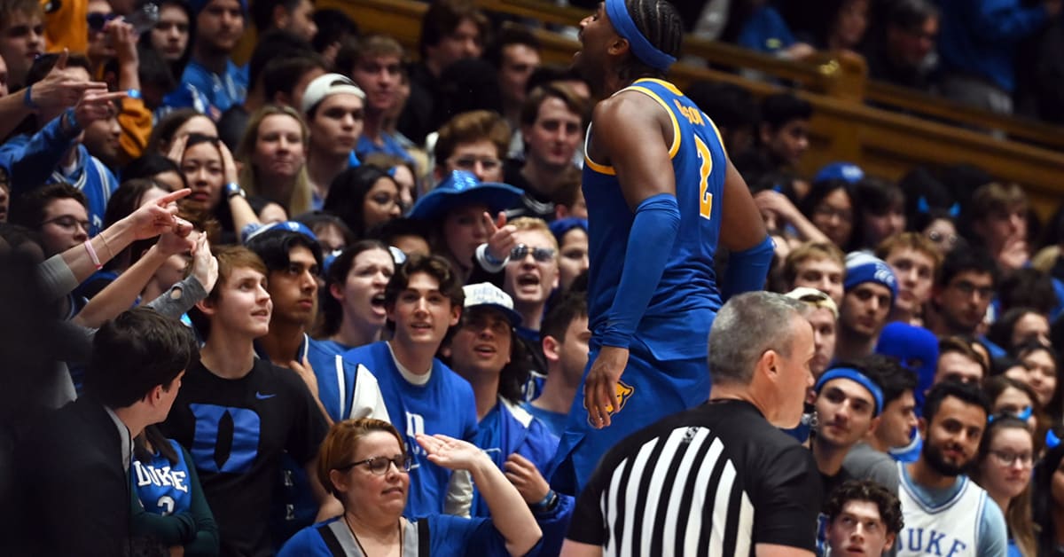 Pitt’s Blake Hinson, Bitter Duke Fans Go Viral in Epic Photo After ...