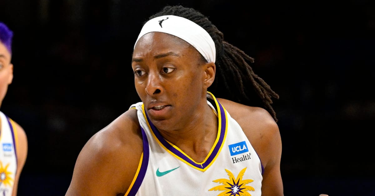 Nneka Ogwumike Informs Sparks She’s Entering Free Agency After 12 ...