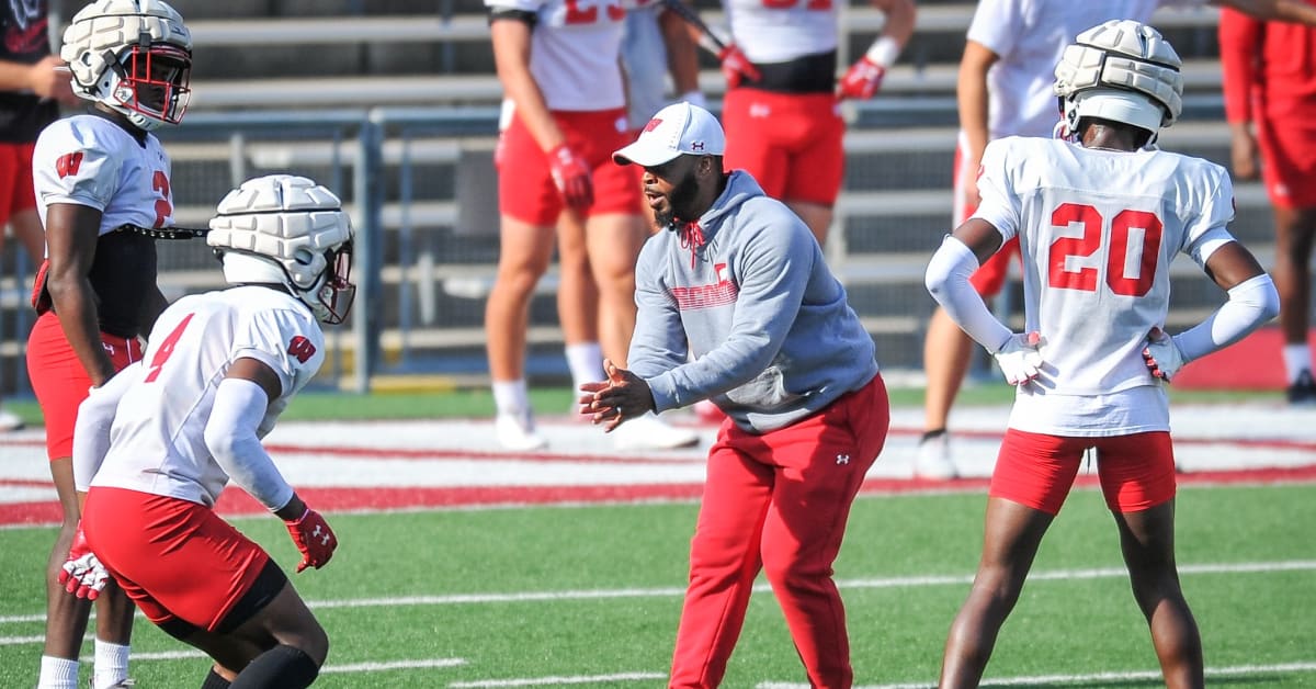 Wisconsin offers 2025 cornerback Tre Poteat from Verona - Sports ...