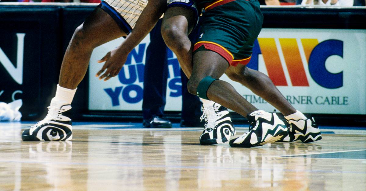 The Eerie Story Behind Shaquille O'Neal's Reebok Shoes - Sports ...