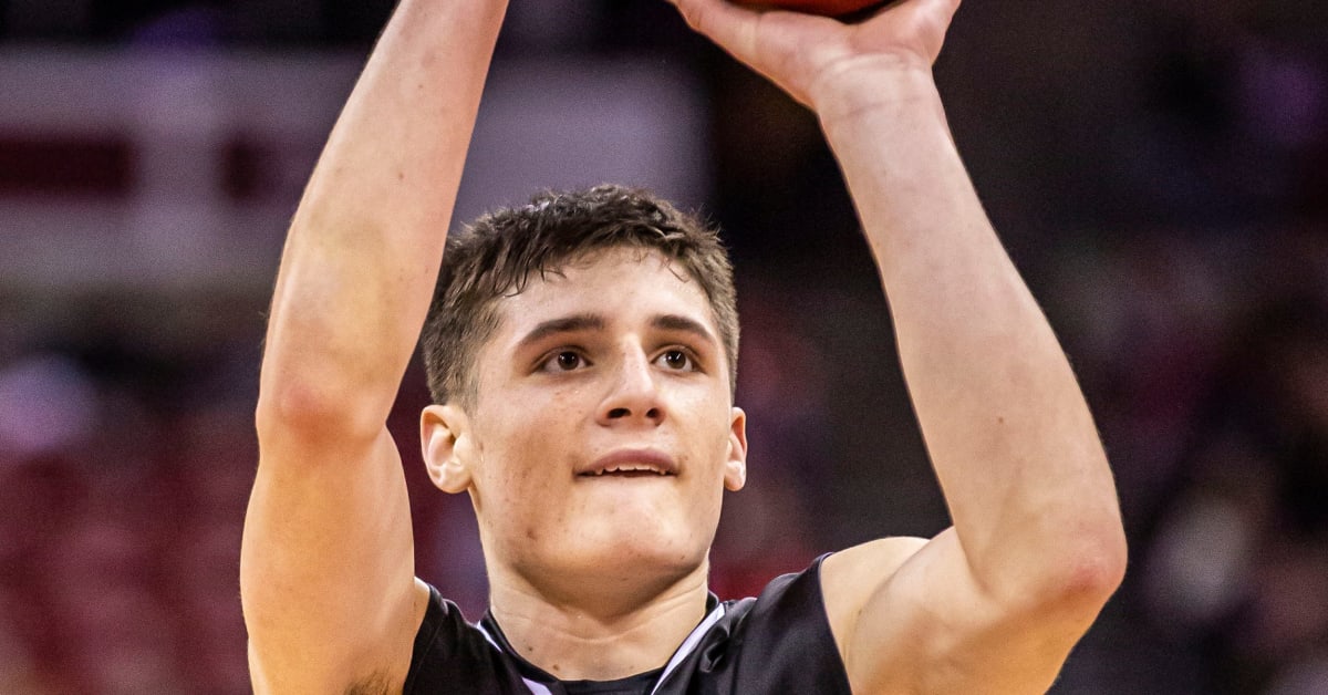Wisconsin offers 2024 four-star guard Nick Janowski of Pewaukee on ...