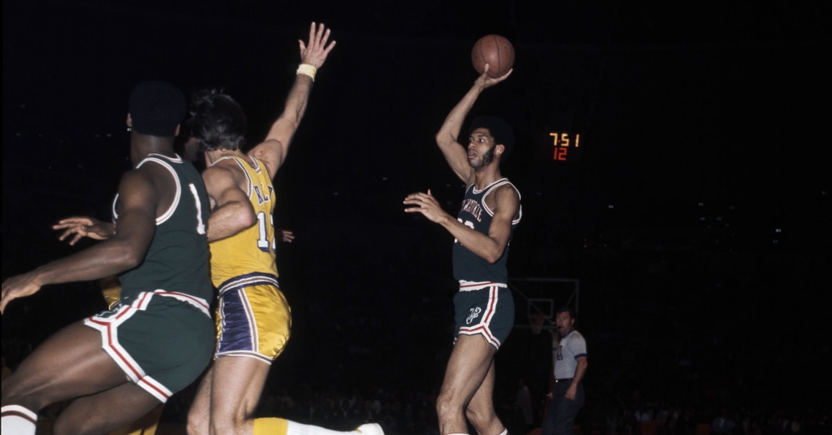 On this day in 1975: Kareem Abdul-Jabbar scores 50 against the Portland ...