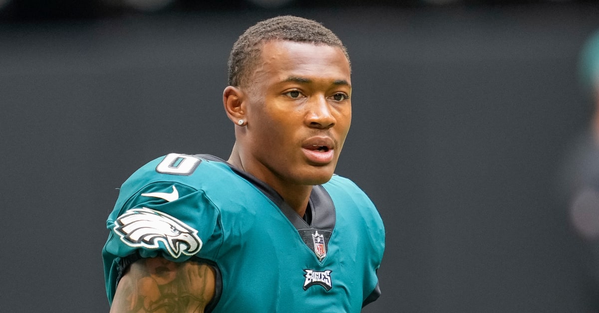 DeVonta Smith Wears Valentines-Inspired Nike Dunks - Sports Illustrated ...