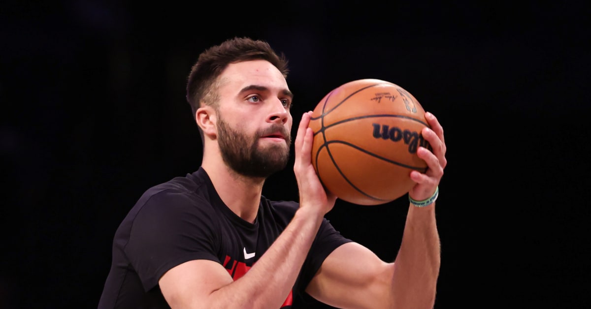 One Stat That Will Excite Cavs Fans About Max Strus - Sports ...