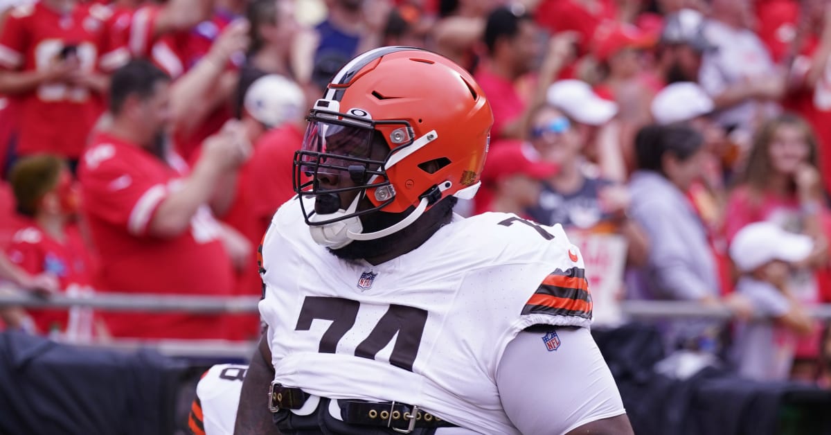 Dawand Jones Returns To Practice For Browns, Thursday - Sports ...