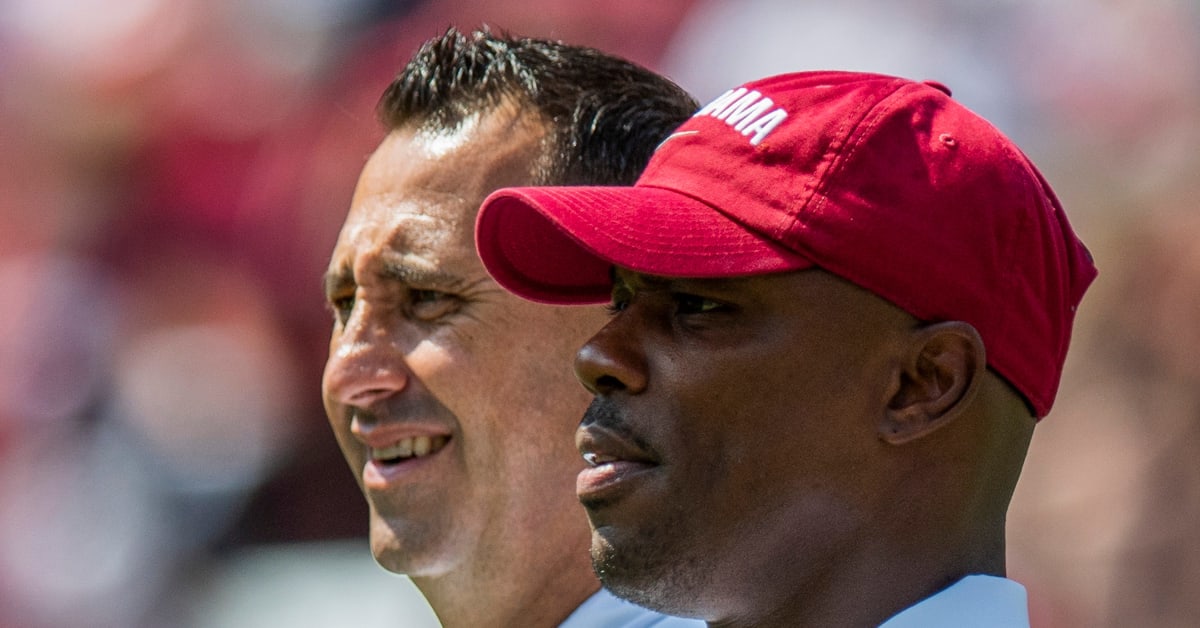 Longhorns Eyeing Alabama WR Coach Holmon Wiggins to Replace Brennan ...