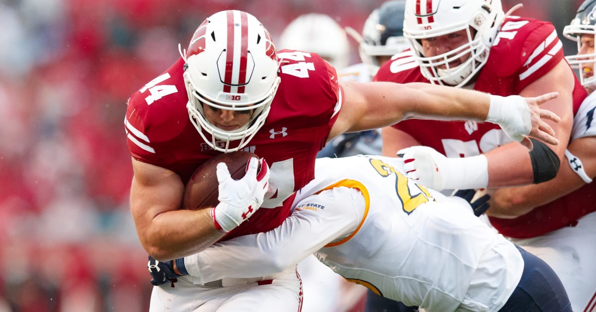 2022 NFL Draft Preview: Wisconsin fullback John Chenal - Sports ...
