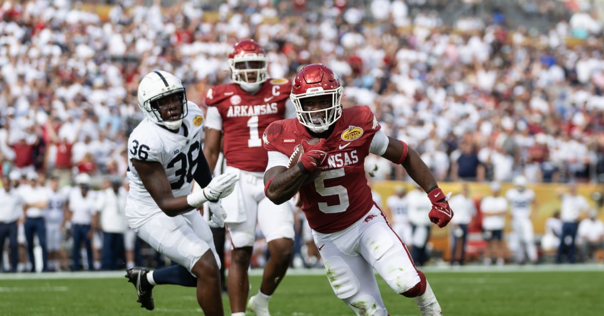 Game Prediction: No. 23 Cincinnati Bearcats vs. No. 19 Arkansas ...