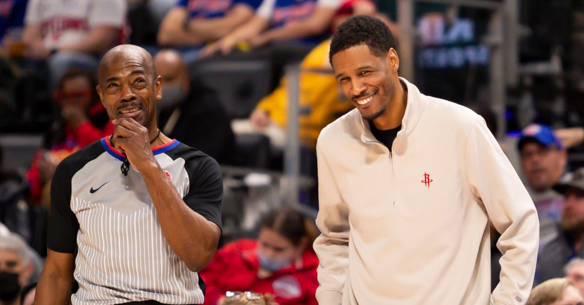 Stephen Silas Clears NBA Health And Safety Protocols, Re-Joins Houston ...