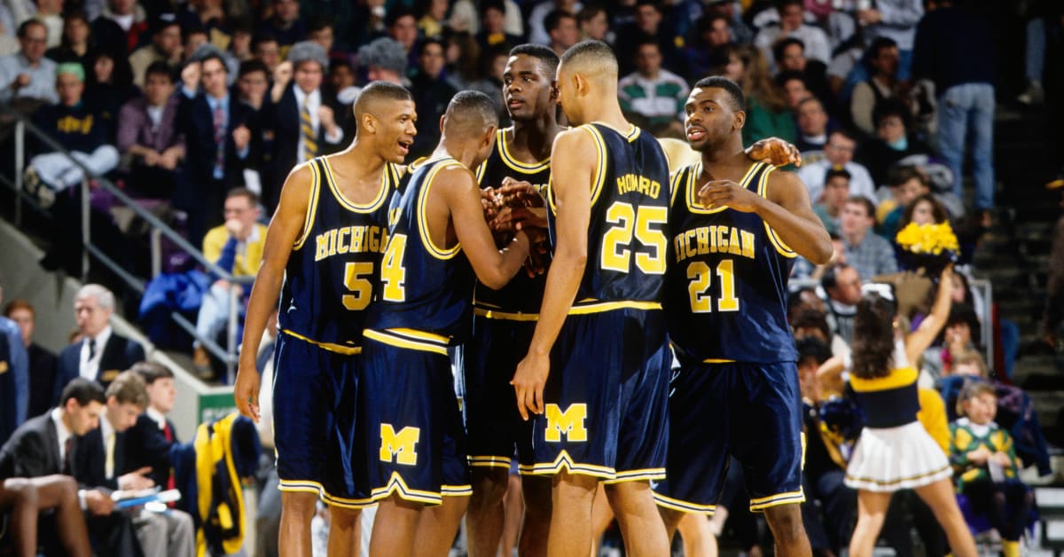 The Top 16 Sneaker Legends in College Basketball History - Sports ...