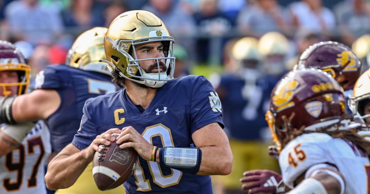 Sam Hartman Stars in Under Armour Promotion for New Shoes - Sports ...