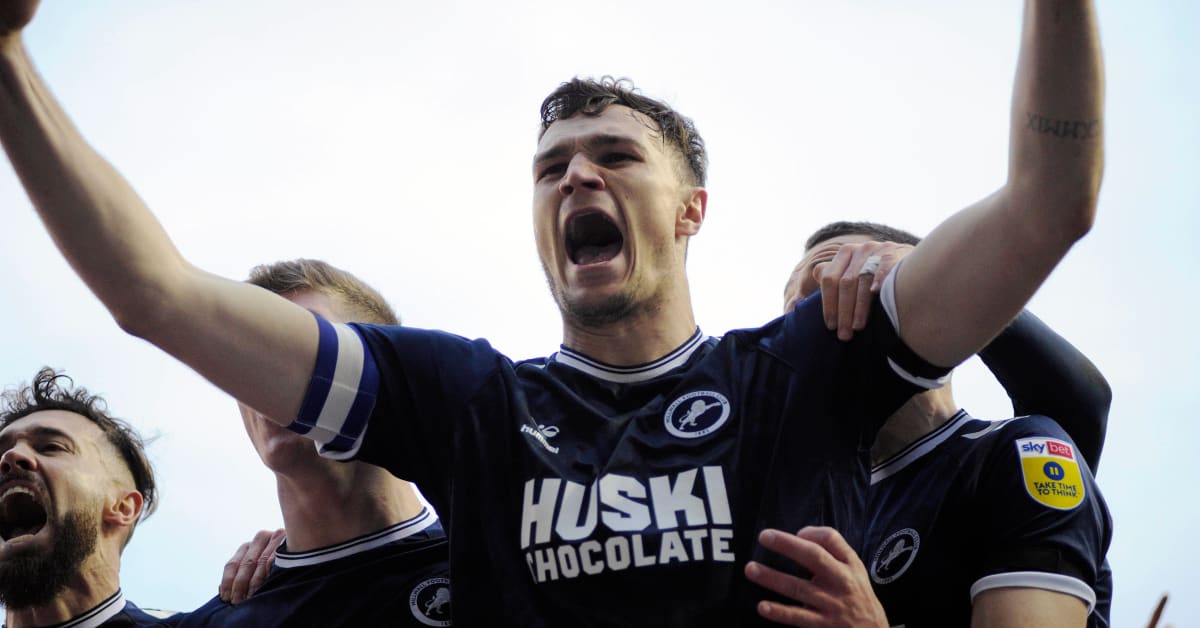 Tony Mowbray directs dig at Millwall captain after Sunderland draw ...