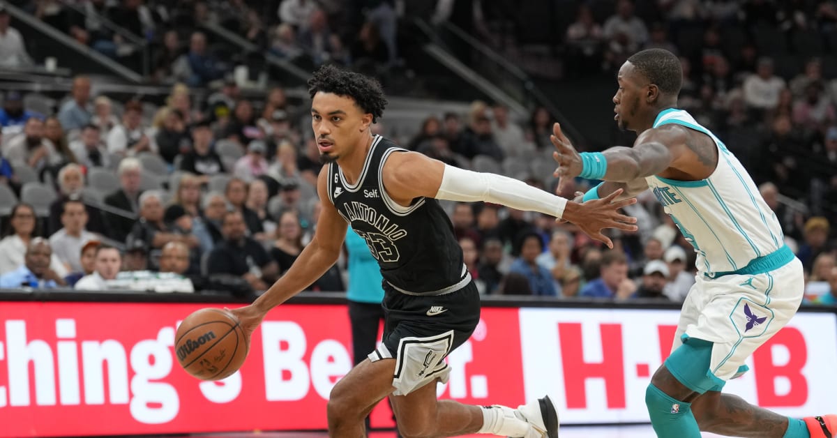 San Antonio Spurs' Tre Jones Cementing Himself as Point Guard of the ...