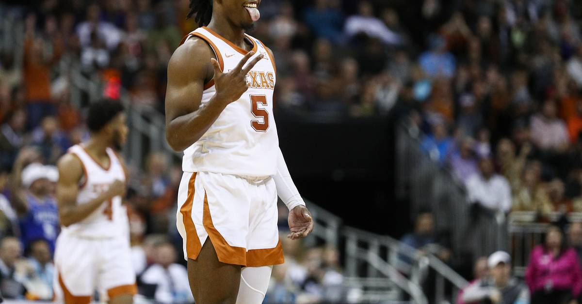 Texas Longhorns in Control vs. Xavier Musketeers at Halftime Behind ...