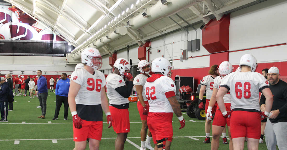 Wisconsin spring football: defensive line overview - Sports Illustrated ...