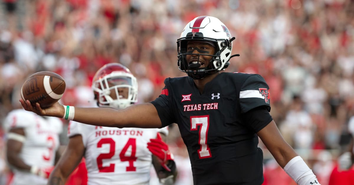 Texas Tech Red Raiders QB Donovan Smith Honored by Big 12 After Clutch ...