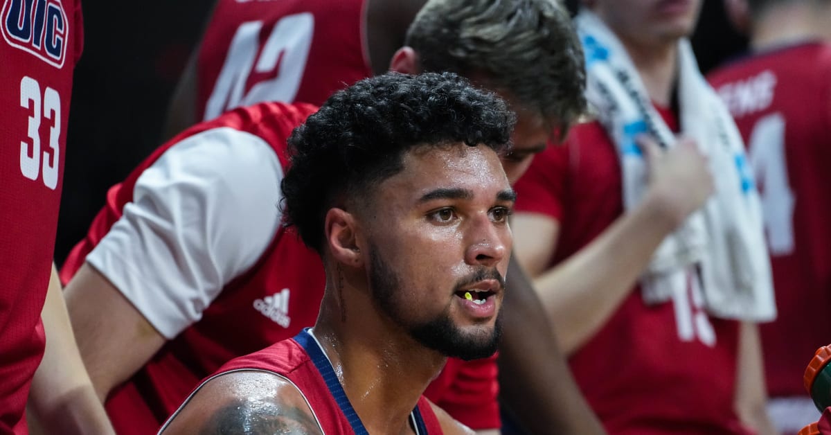 Texas A&M Aggies Land Commitment from UIC Flames Transfer Jace Carter ...