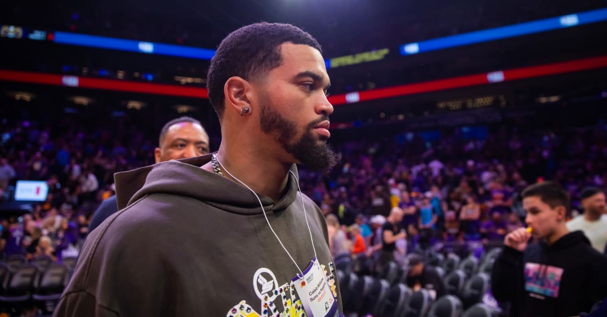 Caleb Williams Wears Adidas Yeezy 500 to NBA Playoff Game - Sports ...