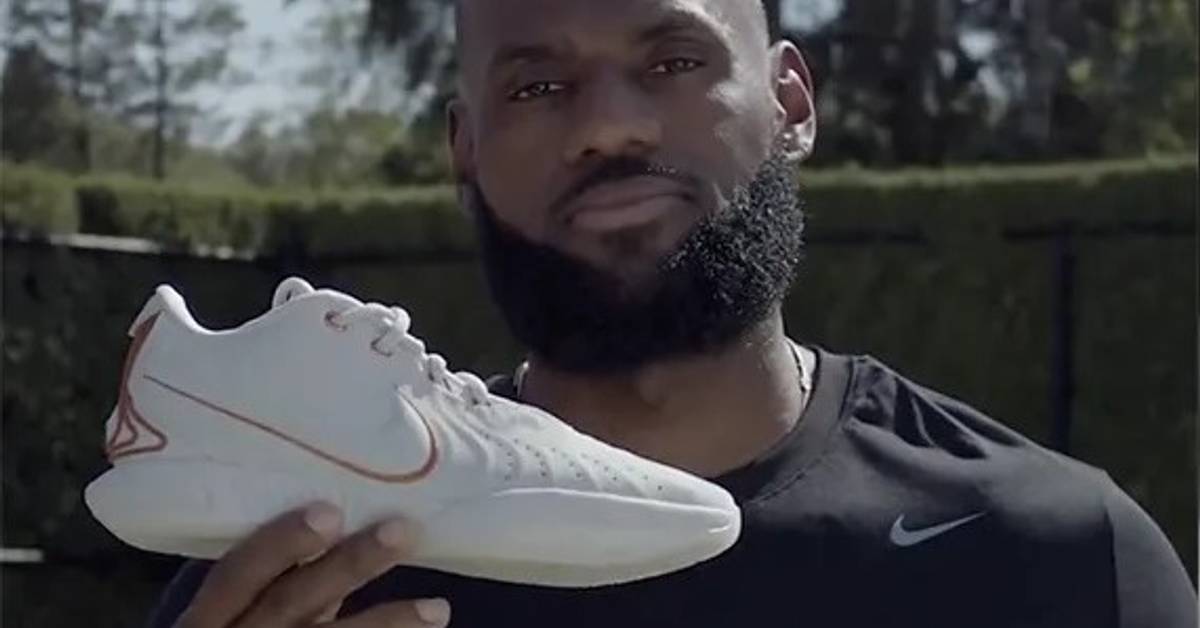 LeBron James' 21st Nike Sneaker Is Out Now - Sports Illustrated ...