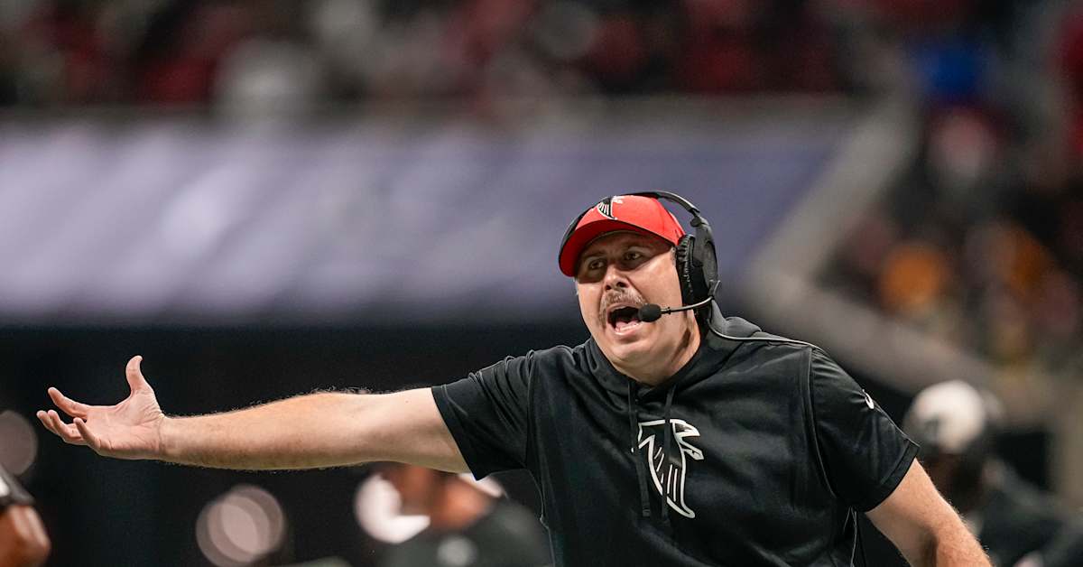 Falcons' Arthur Smith Somewhat 'Concerned' About Sack Problem vs. Lions ...