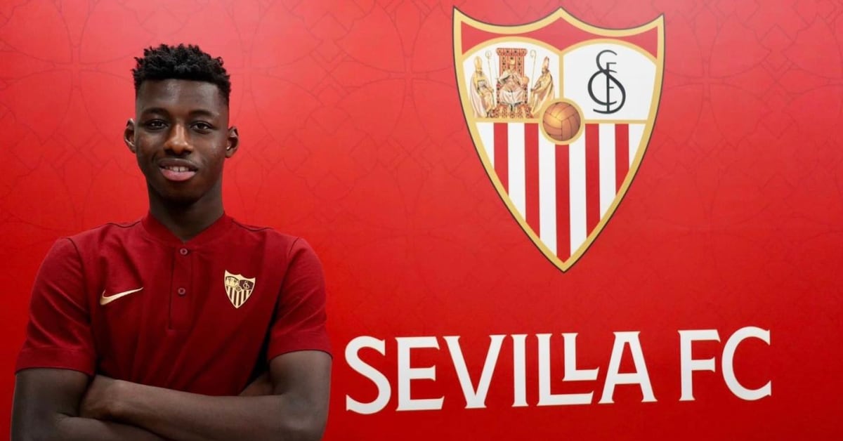 EXCLUSIVE: Sunderland join race to sign Sevilla striker - Sports ...