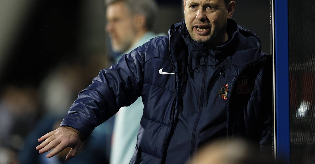 Graphic reveals full extent of Sunderland tactical horror show at ...