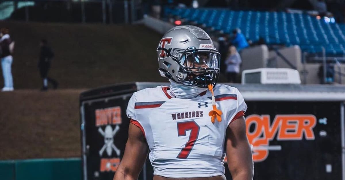 Jeremiah Alexander and Trequon Fegans Help Lead Thompson to Third ...