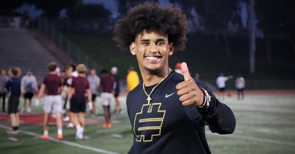 Dante Moore, No. 1 Uncommitted QB in Country, Commits to Oregon ...