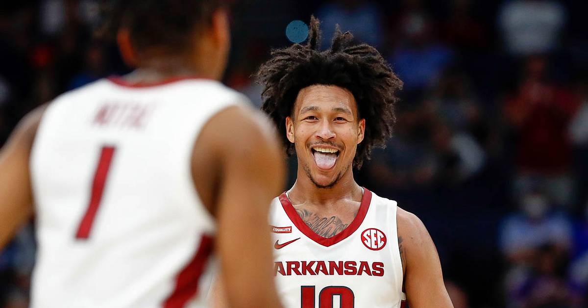 Big Night for Razorback Fans With Arkansas, Ole Miss in College World ...