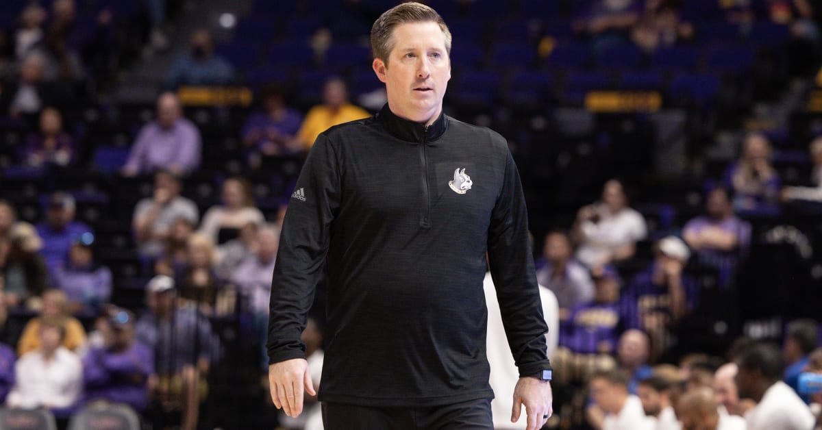 Wofford Men's Basketball Coach Resigns After Reported Forced Leave of ...