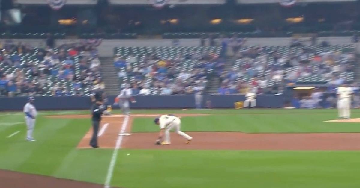 Mets Announcers Rightfully Ripped the First Base Ump for His Incredibly ...