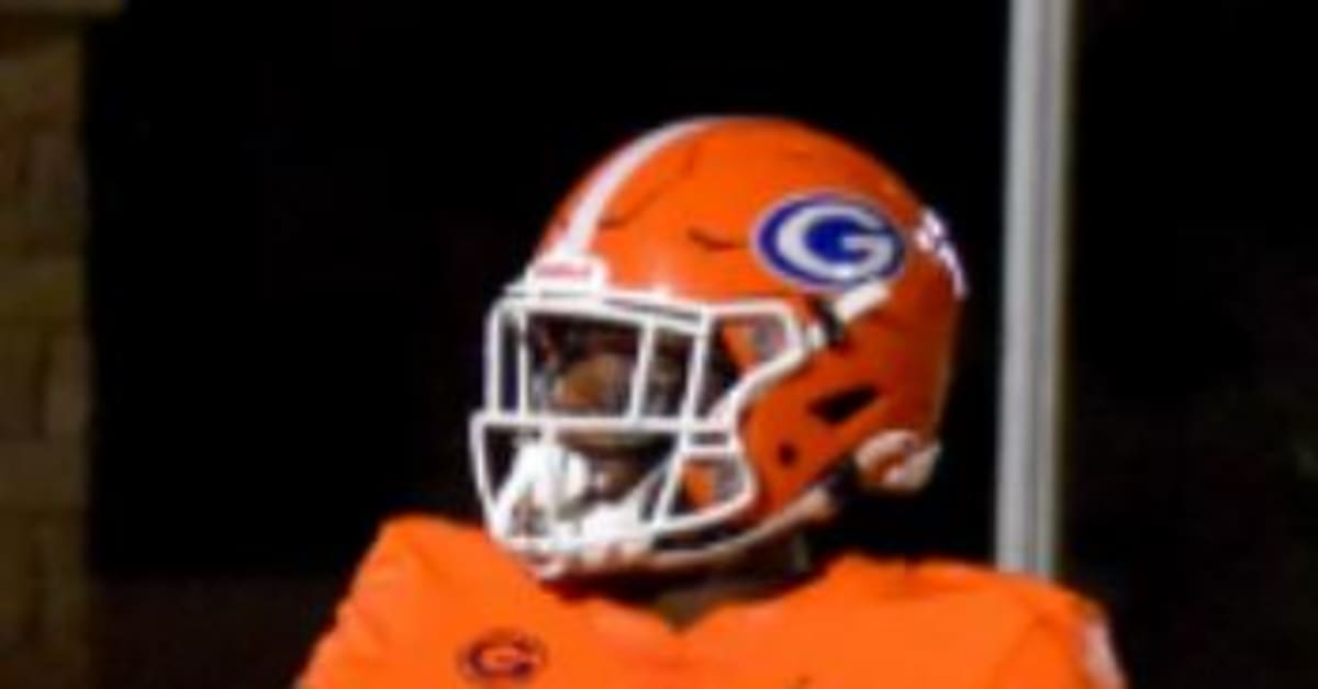 Elija Lofton Signs With the Miami Hurricanes! - All Hurricanes on ...