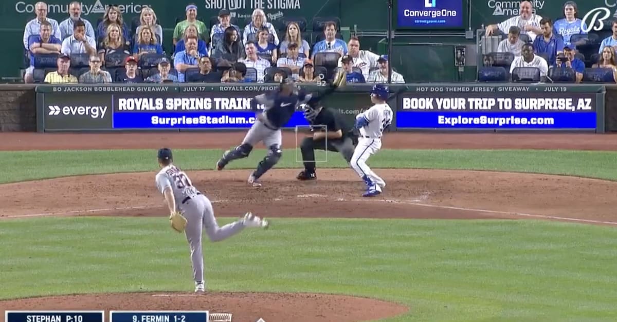 Guardians-Royals: Bo Naylor Made Coolest Play After Somehow Catching a ...