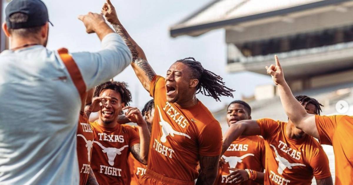 Steve Sarkisian Raves About Texas Longhorns 'Football Junkie’ Freshman ...