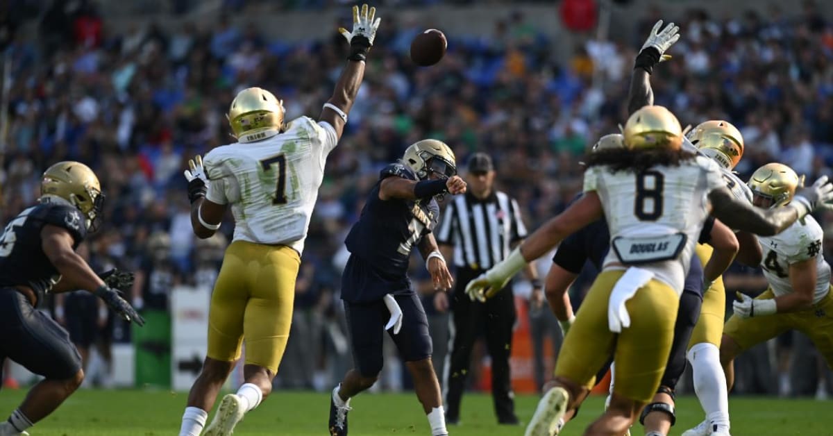 Navy Midshipmen at UCF Knights: Xavier Arline or Maasai Maynor starts ...