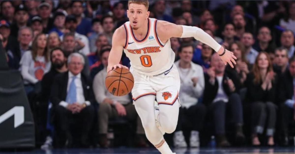 'Terrific' Career Night for Donte DiVincenzo Guides New York Knicks Over Charlotte Hornets ...