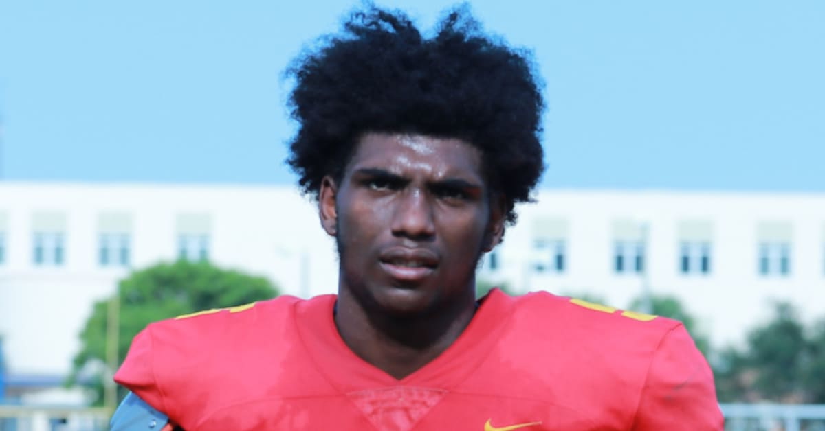 Top-notch pass rusher Elias Rudolph is a Miami Hurricane - All ...
