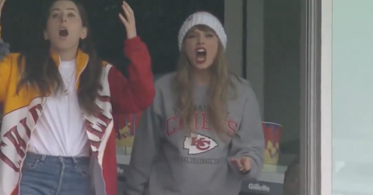 Cameras Appeared to Catch Taylor Swift Yelling a NSFW Word at Refs ...