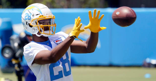 Fantasy Football 2022 Deep Sleeper Candidates: Isaiah Spiller Low-Key ...