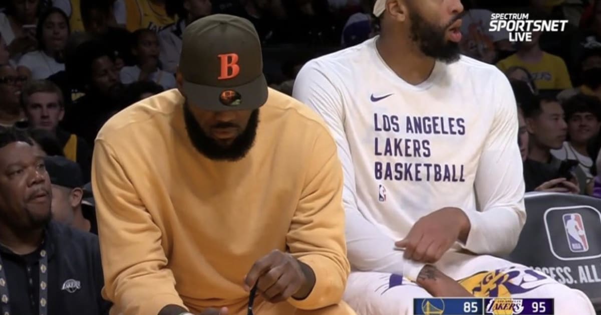 Lakers Great Michael Cooper Chides LeBron James for Eating on Bench ...