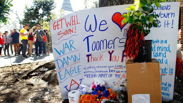 Auburn tree killer explains why he poisoned Toomer's Corner oaks ...