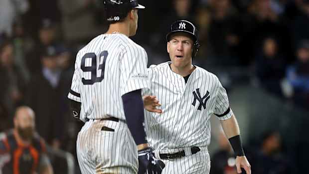 Yankees' Todd Frazier proving vital to team's playoff success - Sports ...