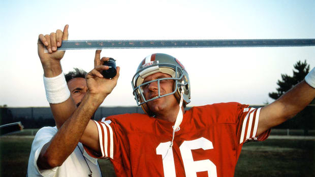 "Mean Joe Greene" Classic SI Photos - Sports Illustrated