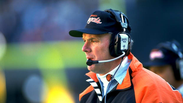 Sam Wyche death: Former Bengals, Buccaneers coach dies at 74 - Sports ...