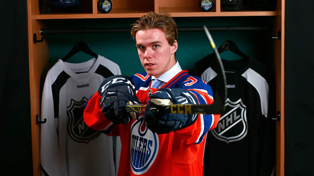 Edmonton Oilers rookie Connor McDavid workout, body - Sports Illustrated