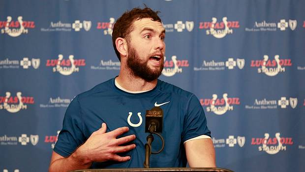 NFL quarterbacks photoshopped as bald (photos) - Sports Illustrated
