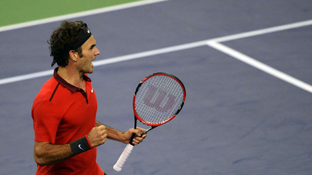 Roger Federer’s secret prototype racket unveiled as new Wilson Pro ...